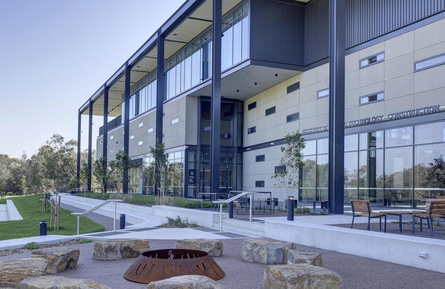 TAFE NSW Kingswood - Institute of Applied Technology for Construction ...