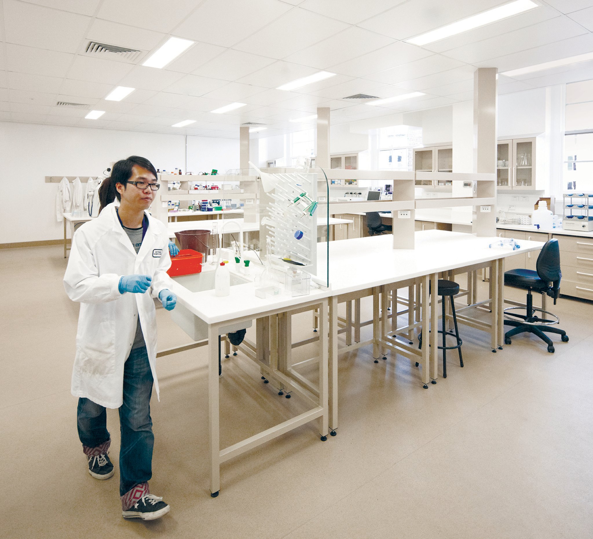 University of Sydney Biological Sciences Laboratory | Gray Puksand ...